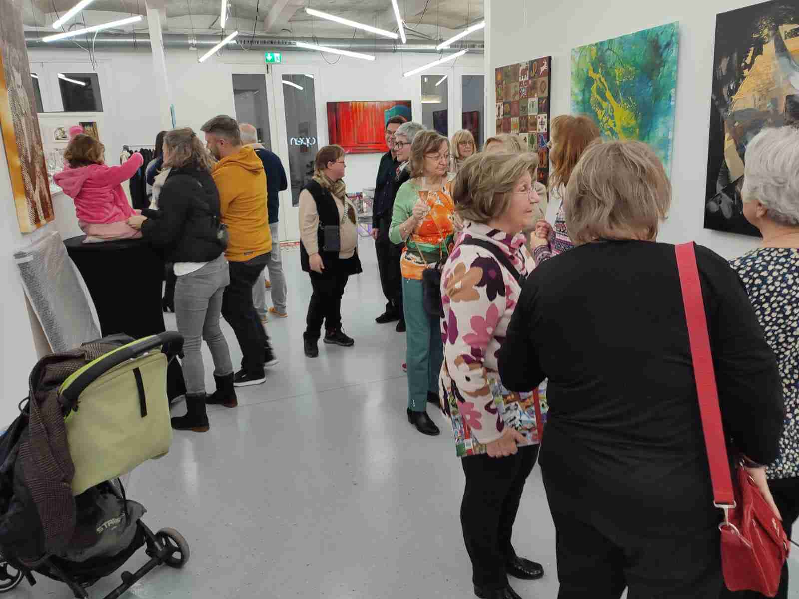 PUBLICARTIST PROFILES 2024'ün kitap tanıtımı